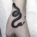 25 Traditional Snake Tattoo Designs On Wrist - PetPress
