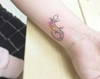 10+ Simple Lizard Tattoo Designs and Ideas | PetPress